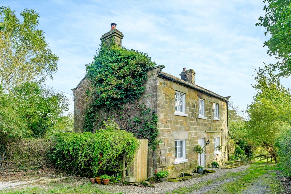 Chop Gate | Strutt & Parker