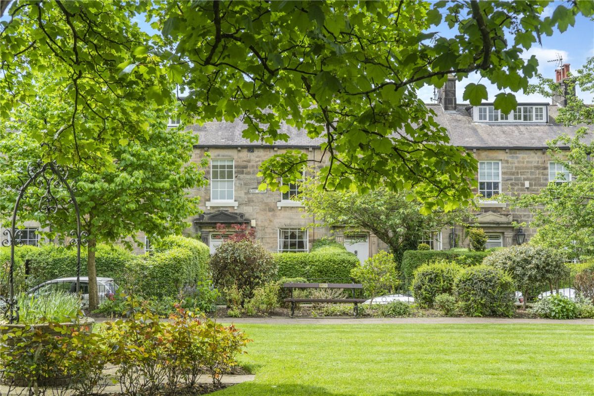 Albert Terrace | Strutt & Parker